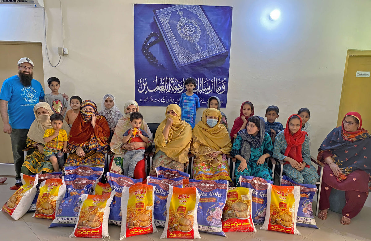 Lahore, Pakistan - Participating in Orphan Support Program & Mobile Fo ...